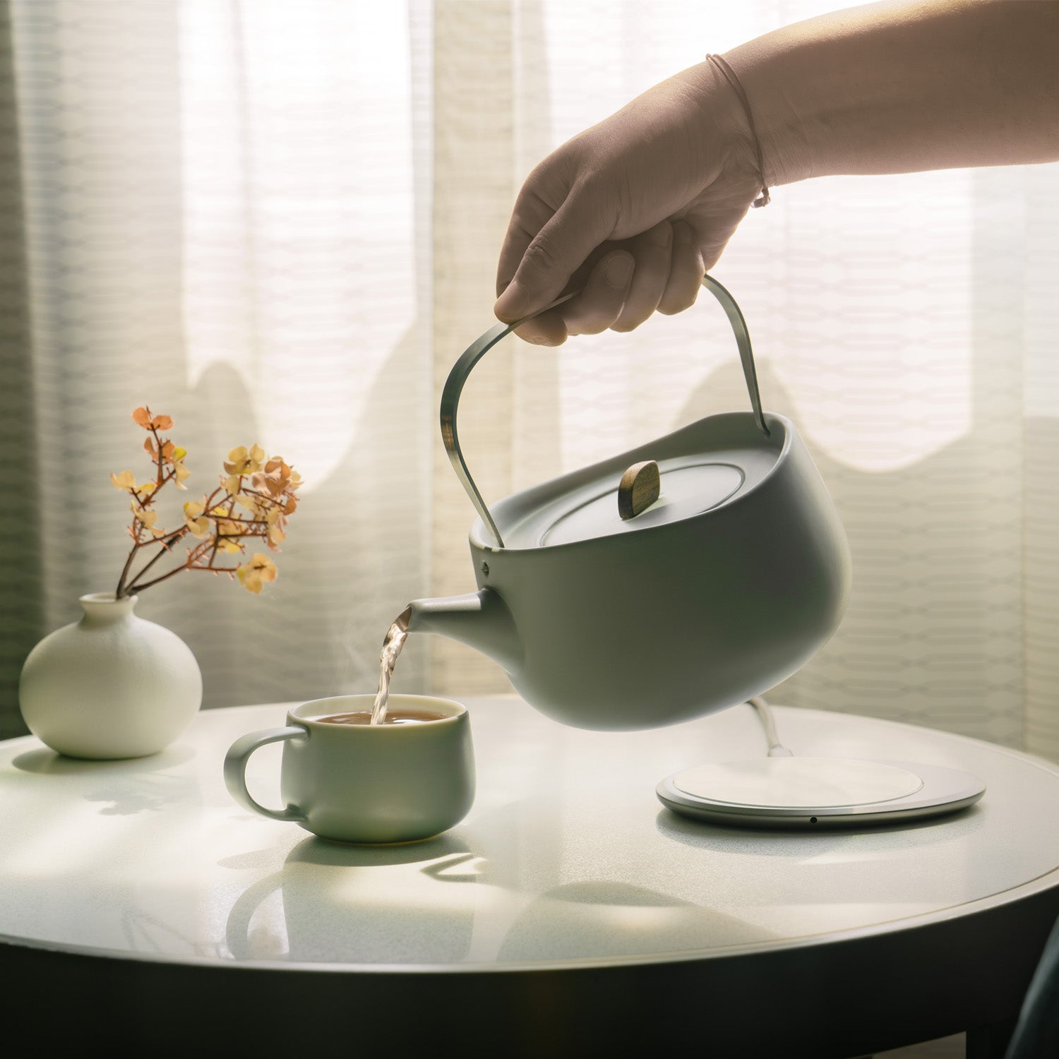 Leiph Self-heating Teapot Bundle Set by OHOM – Brookstone